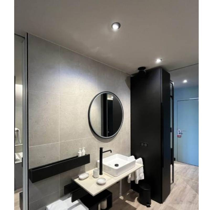 [DO53730 - Indigo] Spot LED Bora RDX-230