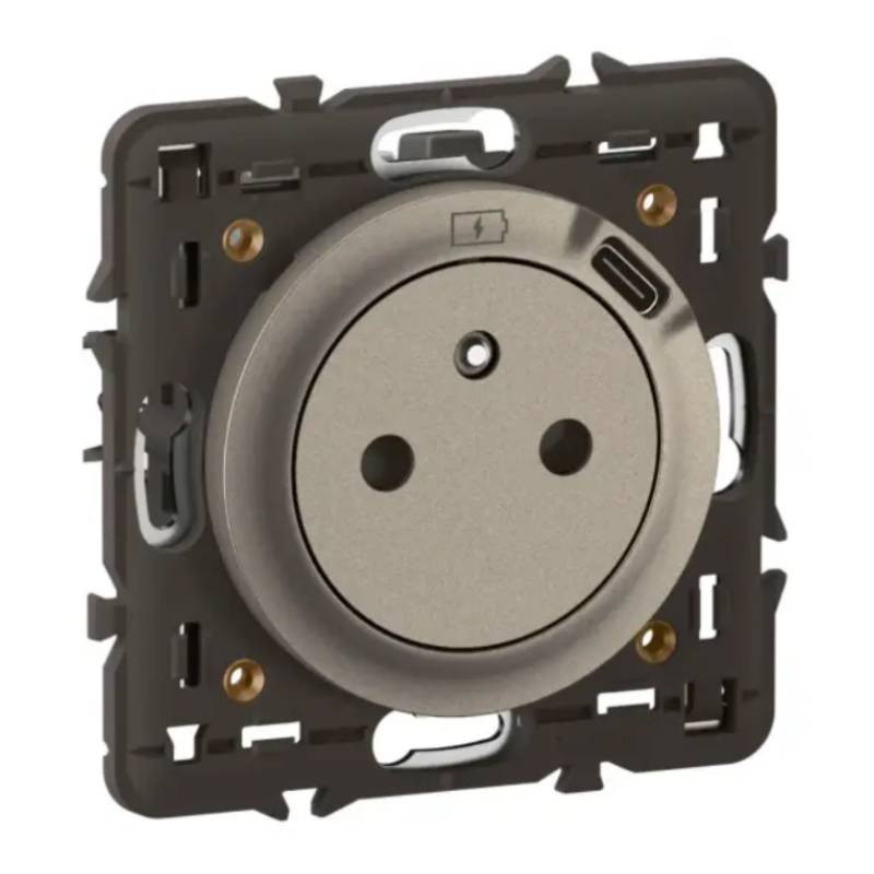 Prise 2P+T + USB Type-C Céliane [CT0140 - Legrand]