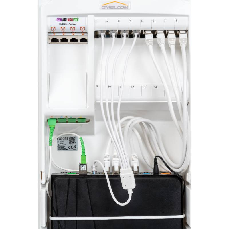 GO303 - Omelcom Cordon RJ45 - Raccord RJ45 / 3xRJ45 - 40cm