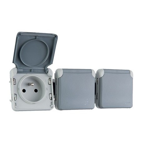 Prise LEGRAND Plexo à composer